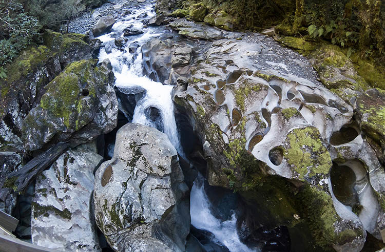 The Chasm, Fiordland National Park | See the South Island NZ Travel Blog