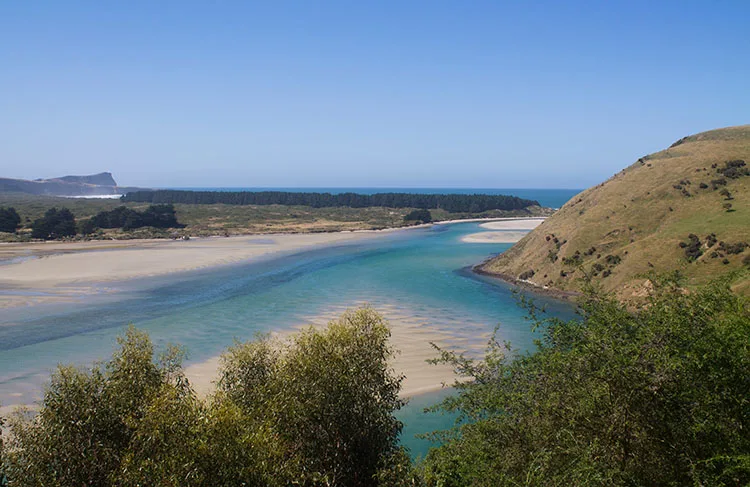 Hiking to Victory Beach and the Pyramids, Dunedin - See the South ...