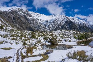 Hiking the Red Tarns Track, Mount Cook National Park - See the South ...