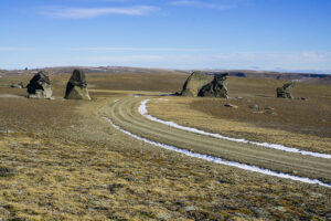 The Old Man Range, Central Otago: Driving to the Obelisk - See the ...