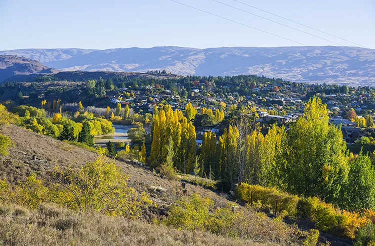 The Clock on the Hill, Alexandra - See the South Island NZ Travel Blog